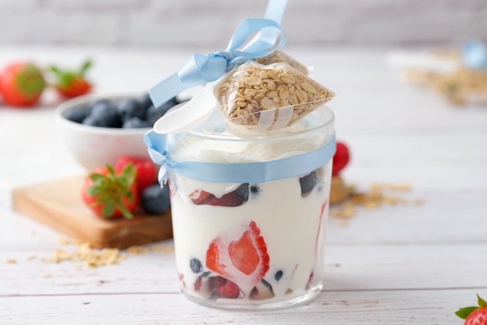 Make Ahead Breakfast Parfaits (ready in 15 mins)