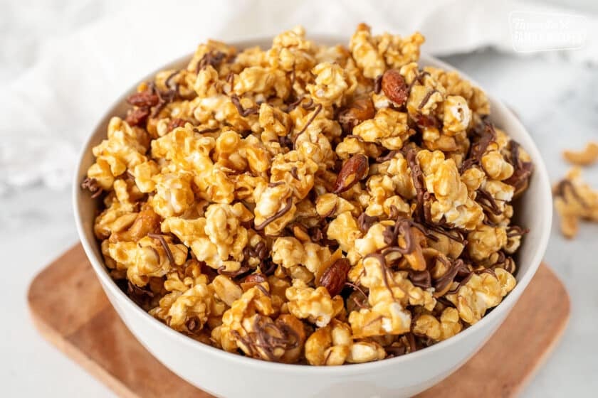 Moose Munch Popcorn (Copycat Recipe)