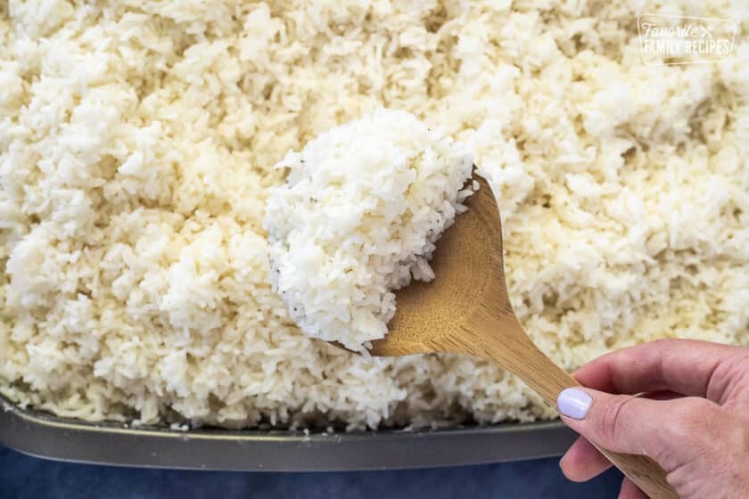 Cooking Rice for a Crowd (Baked Method)
