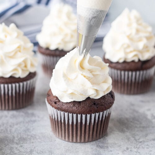 Stabilized Whipped Cream Frosting